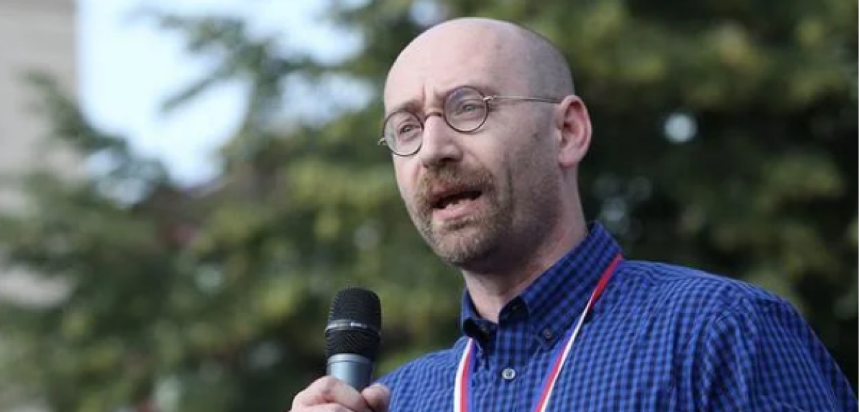 Příznivci vlády se odnaučili diskutovat. Podle Hampla znají pouze ...